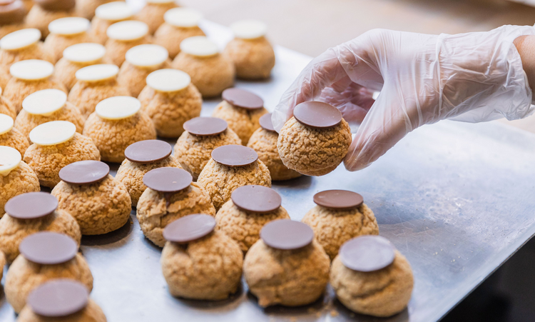 Choux, Profiteroles, patisserie and cookie delivery in London – Le Choux